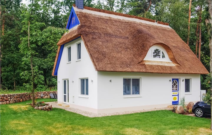 Lovely Home In Zirchow With Wifi - Zirchow