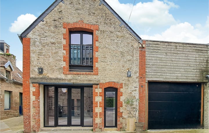 Awesome Home In Saint-vaast-la-hougue - Saint-Vaast-la-Hougue