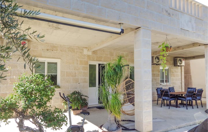 1 Bedroom Beautiful Apartment In Cavtat - Cavtat