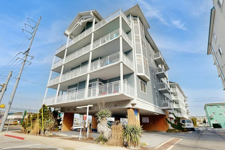 Spacious 3br Oceanview 2nd-floor | Balcony - Ocean City, MD