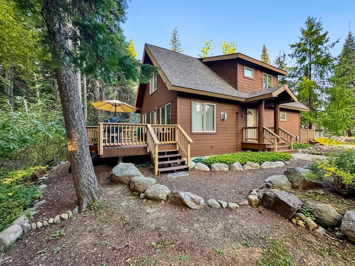 Spring Mtn Mccall Retreat | Hot Tub + Fire Pit - McCall, ID