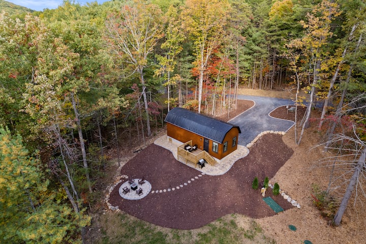 Peaceful Cabin, Firepit, Saltwater Hot Tub! - Luray, VA