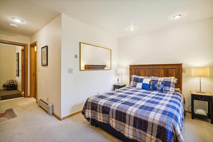 Hotel, Queen Bed/full Bath, Sleeps 2 Highridge J5a - Killington, VT