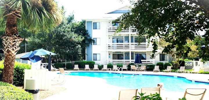 Fiddler's Cove 11e - Updated Folly Field Villa - Île de Hilton-Head, SC