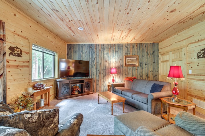 Pequot Lakes Vacation Rental W/ Patio & Fire Pit - Crosslake, MN