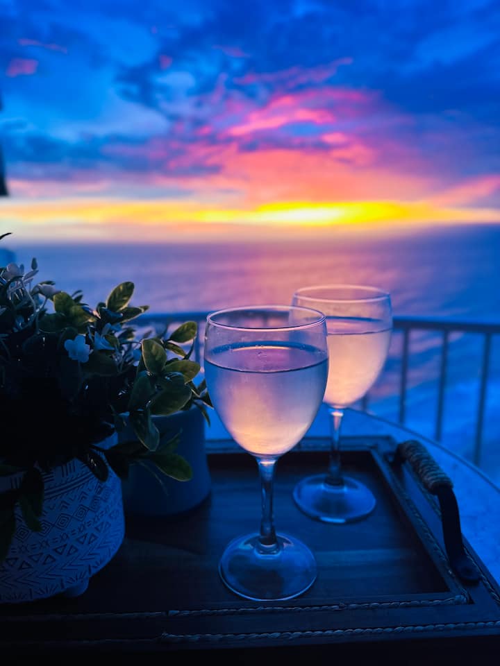 "Coastal Sunset 2400" 2 Bedroom-sleeps 6-gulf - Panama City Beach, FL