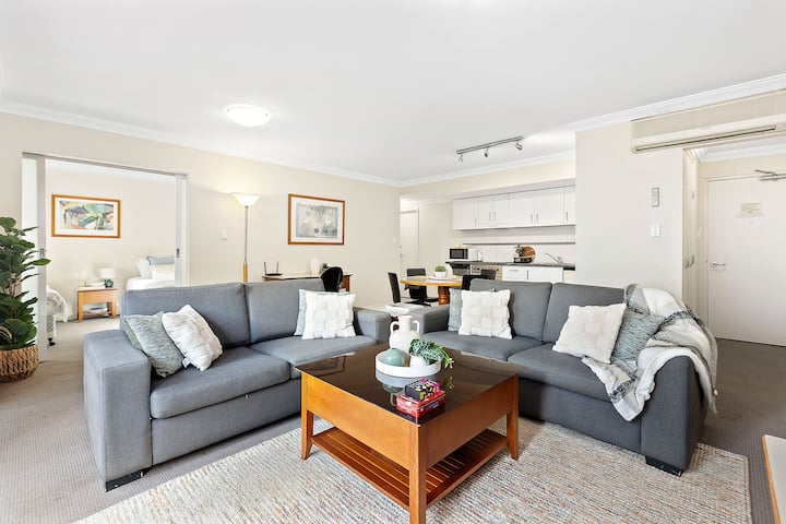 Impressive Apt W Pool, Gym And Tennis - Nedlands