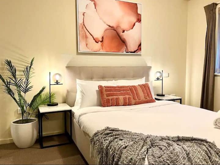 Prime Location 1 Bdr Apt In Perth - Perth