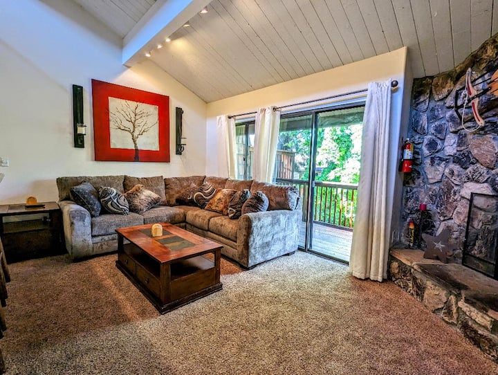 Three-bedroom Specialty Townhouse Unit #66 By Snow Summit Townhouses - Big Bear Lake, CA