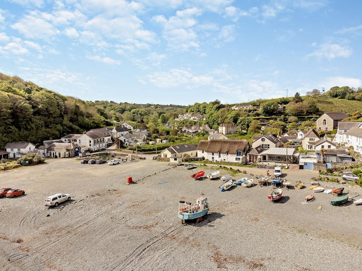 2 Bed In Porthallow (Lpebb) - Coverack