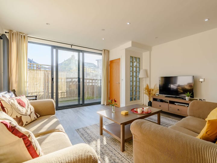 3 Bed In Eastbourne (Ehc11) - Eastbourne