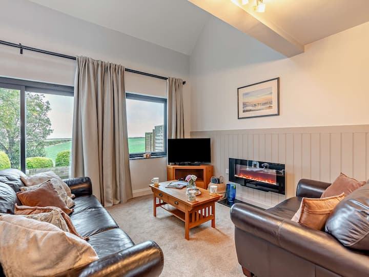 2 Bed In Scremerston (36340) - Berwick-upon-Tweed