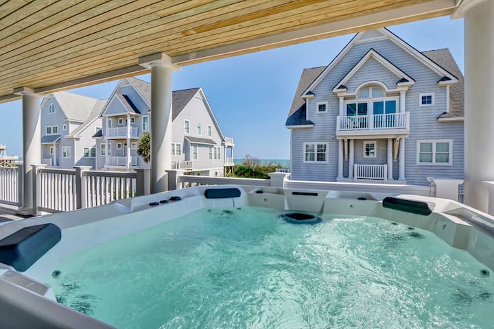 Oceanside 10br W/ Hot Tub, Pool, Elevator - North Topsail Beach, NC