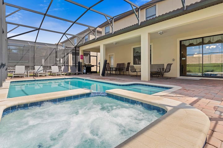 Resort Access 5br Oasis W Pool, Game Room Near Wdw - Davenport, FL