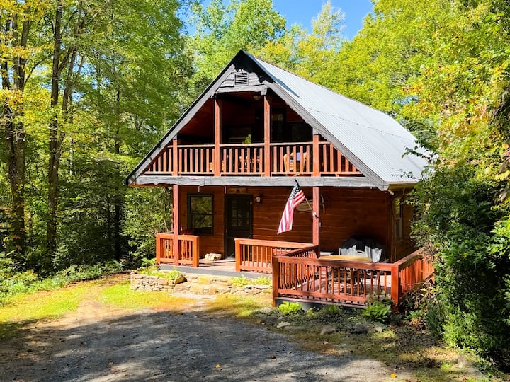 Buffalo Creek Chalet 3br - 2ba Cabin | Bryson City - Bryson City, NC