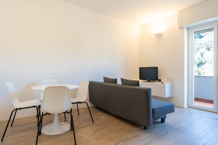 Lecco Lakefront Retreat - Lecco