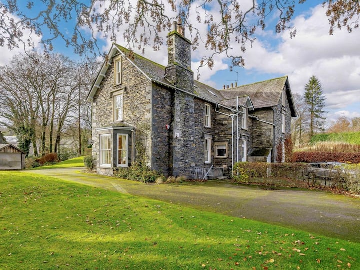 4 Bed In Hawkshead (Oc-llh03) - Ambleside