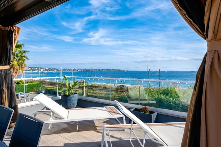 Private Front Beach Villa With Garden And Garage. - Antibes