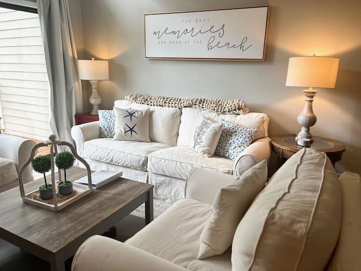 Serene Modern Villa Under The Ancient Oaks - Seabrook Island, SC