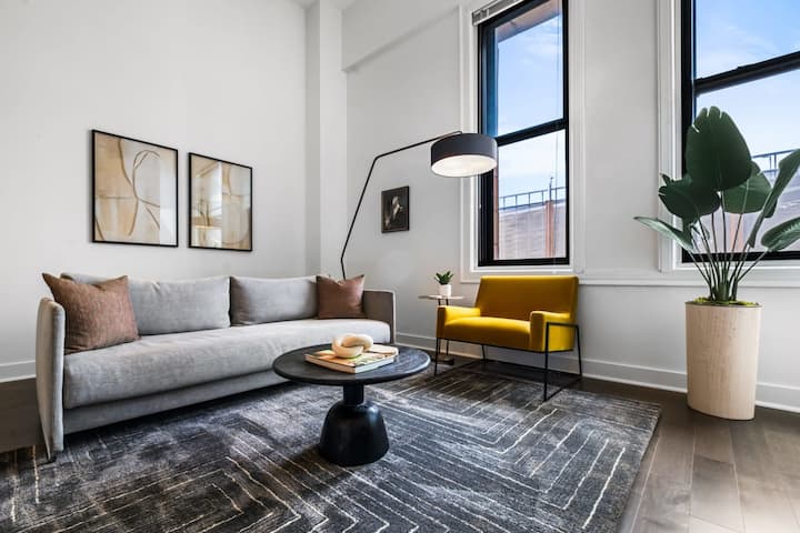 New! Abode |The Pennsylvanian| Modern Comfort Loft - Pittsburgh