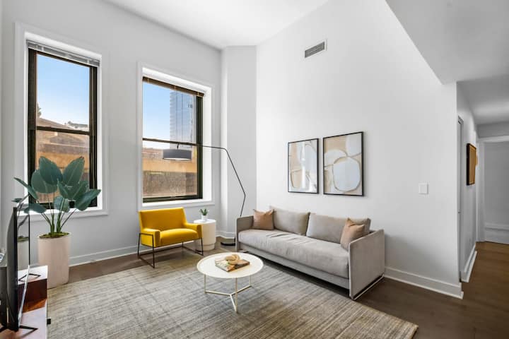 New! Abode | The Pennsylvanian | Walk To Pnc Park! - Rivers Casino