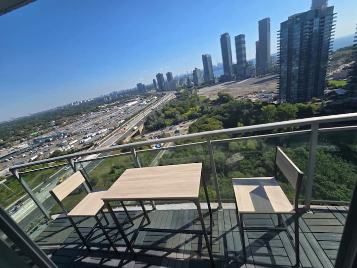 Lux Mimico Penthouse: Loft, Balcony, Gym - 토론토