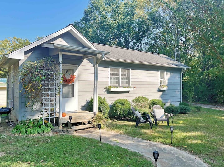 Peaceful Mountain Hideaway Near Attractions - Lookout Mountain, GA