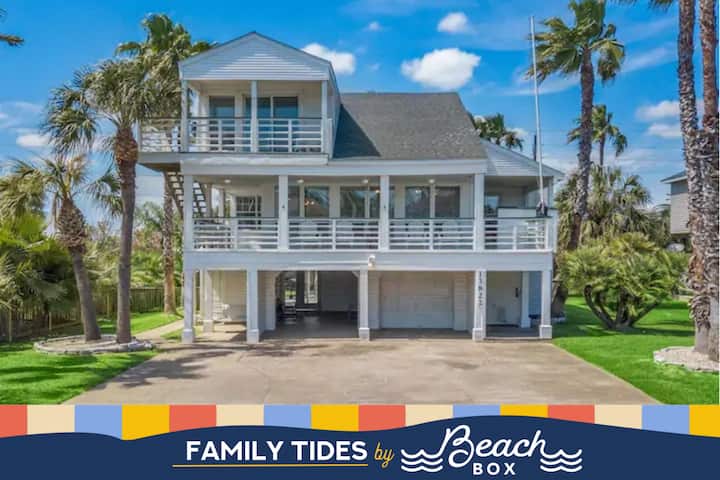 Cozy Texas Vacation Home, Pool & Close To Beach - Galveston, TX