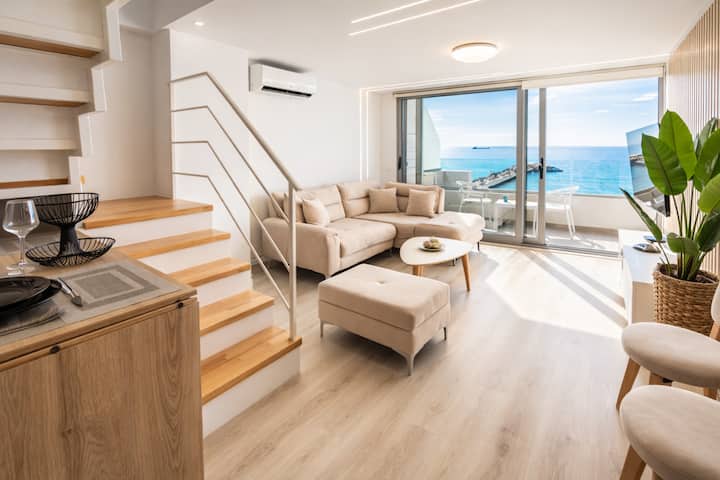 Sea View Luxury Duplex - Albania