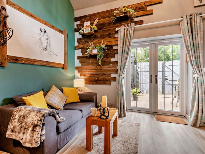 1 Bed In Avon (54901) - Ringwood