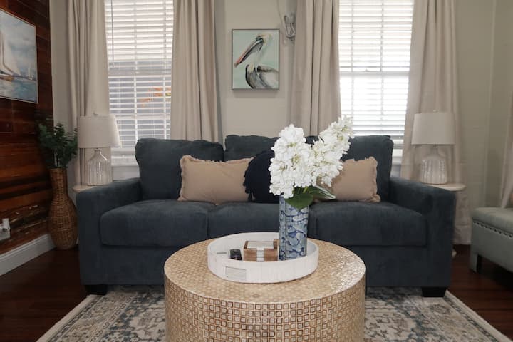 The Elizabeth Suite | 1 Bedroom Condo, Shared Pool - Key West, FL