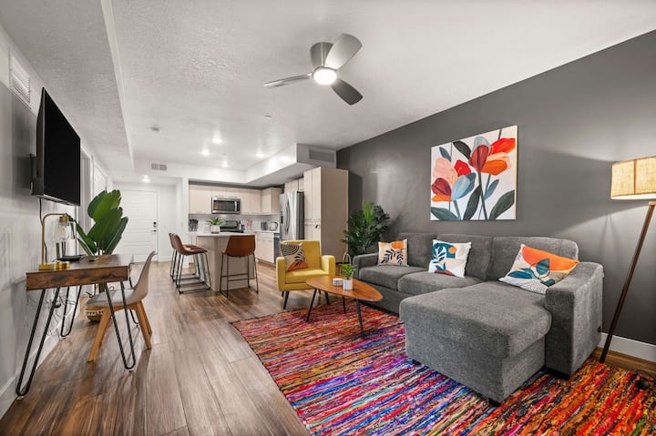 Sleek & Stylish Salt Lake City Apt! Prime Loc - Salt Lake City