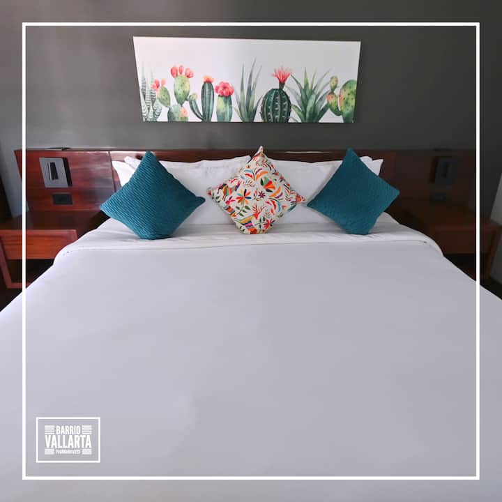 Romantic Getaway Rmntic Zn – Rooftop Pool&comfort! - Puerto Vallarta