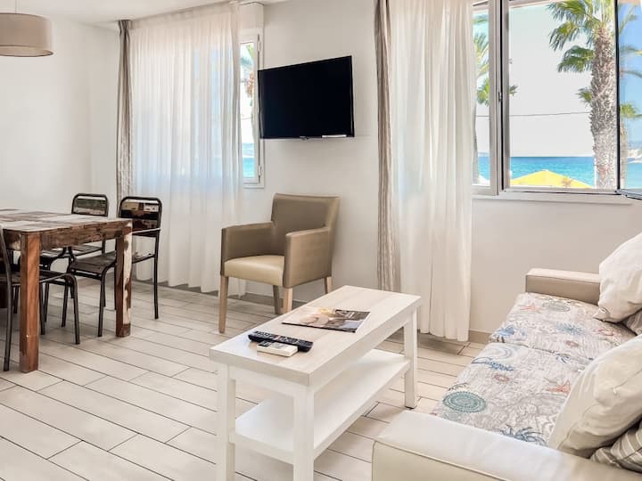 Incroyable Vue Mer Pour Ce Bel Appartement - La Ciotat