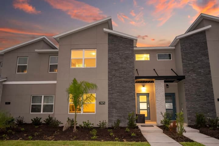 Gorgeous 4 Bd W/ Pool At Storey Lake Resort 2485 - Kissimmee