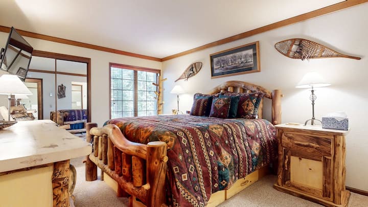 Walk To Mammoth Ski Lifts At Canyon Lodge Condo - Mammoth Lakes