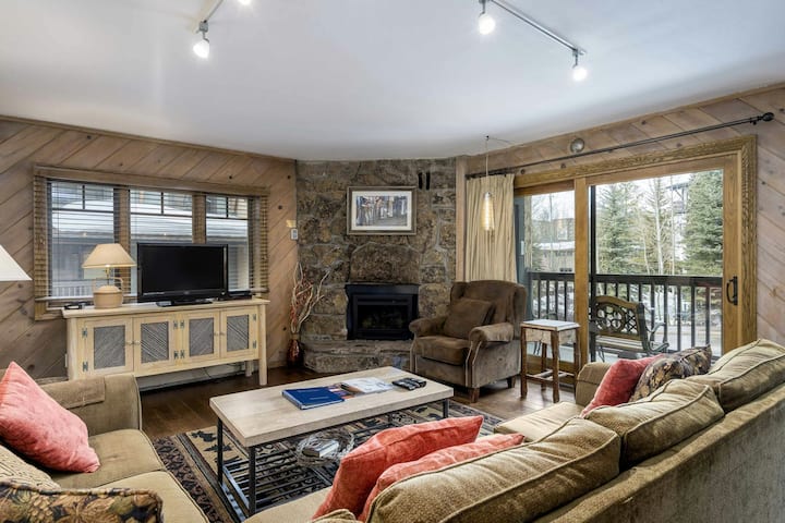 Elegant 2br The Phoenix | Balcony | Pool - Steamboat Springs