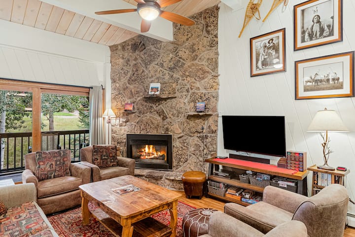 Charming 4br Mountainview The Phoenix 2nd-floor - Steamboat Springs, CO
