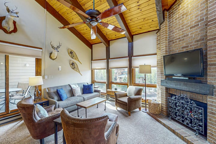 3br With Pool, Hot Tub, Balcony & Fireplace - Steamboat Springs, CO