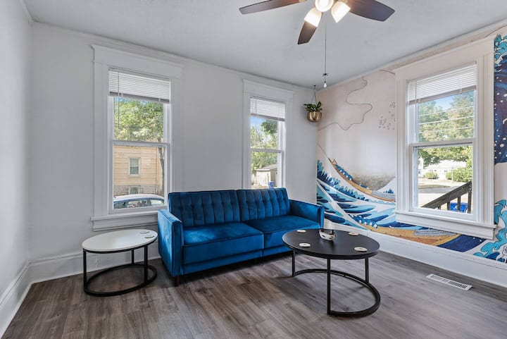 Waves Of Serenity | Fast Wi-fi | Central Location - Saint Paul, MN