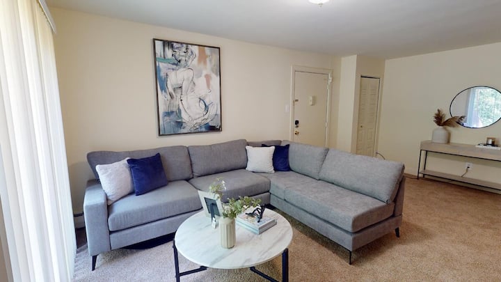 (Pb) 1102   2br 2bth With A Gym, Pool, Parking - Newark, DE