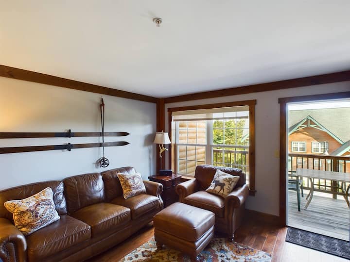 Camp 4 Ski-in-out Townhome With Hot Tub - Snowshoe, WV