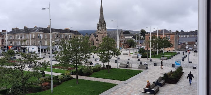 Snug - Colquhoun Square Apartment - Loch Lomond
