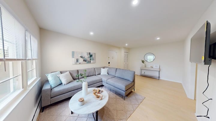 Pine Brook 1322 I Pool Gym I Free Parking ! - Newark, DE