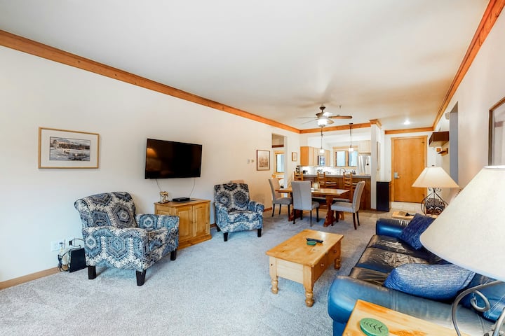 Spacious 4br Snow Flower Condos 3rd-floor - Steamboat Springs