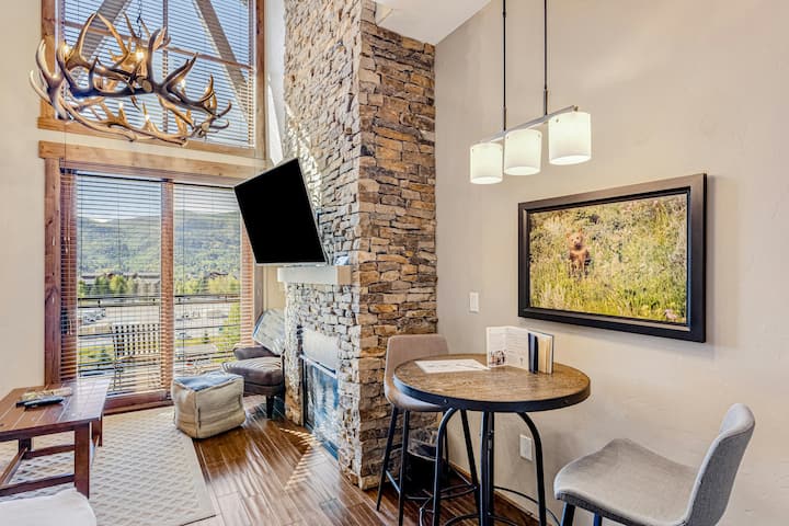 Upscale Studio Trailhead Lodge 5th-floor - Steamboat Springs