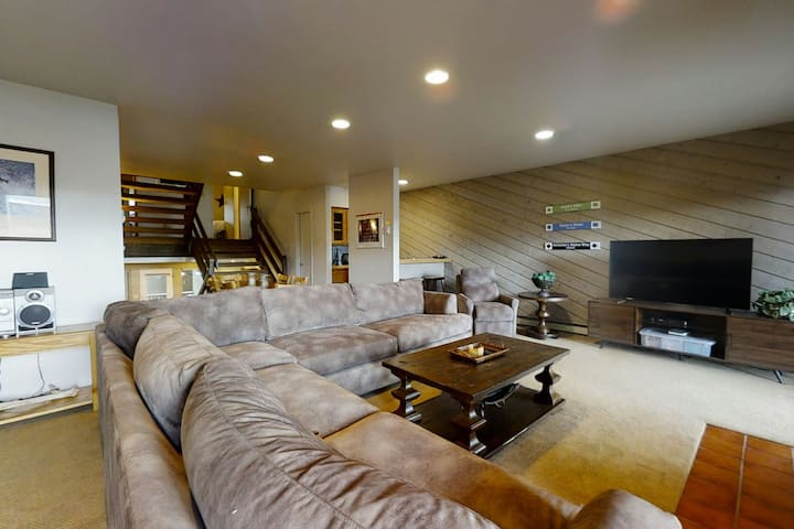 4br La Casa Condos 2nd-floor | Hot Tubs - Steamboat Springs, CO