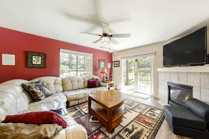 2br 1st-floor | Patio | Hot Tub - Steamboat Springs, CO