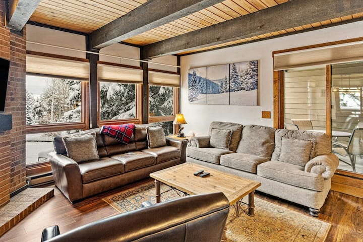 Lovely 3br At Lodge 2nd-floor | Pool | Hot Tub - Steamboat Springs, CO