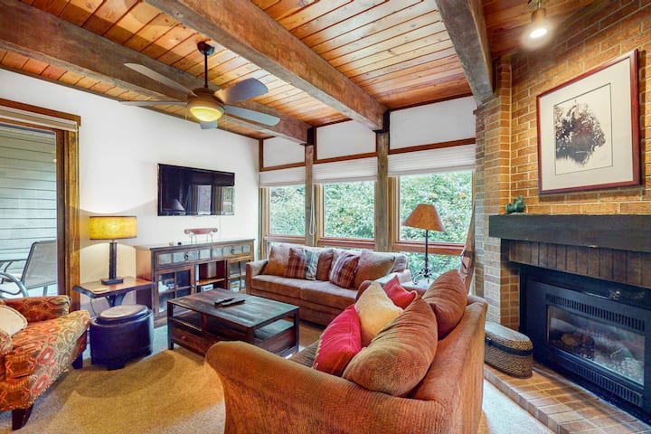 Inviting 3br At Lodge 1st-floor - Steamboat Springs, CO